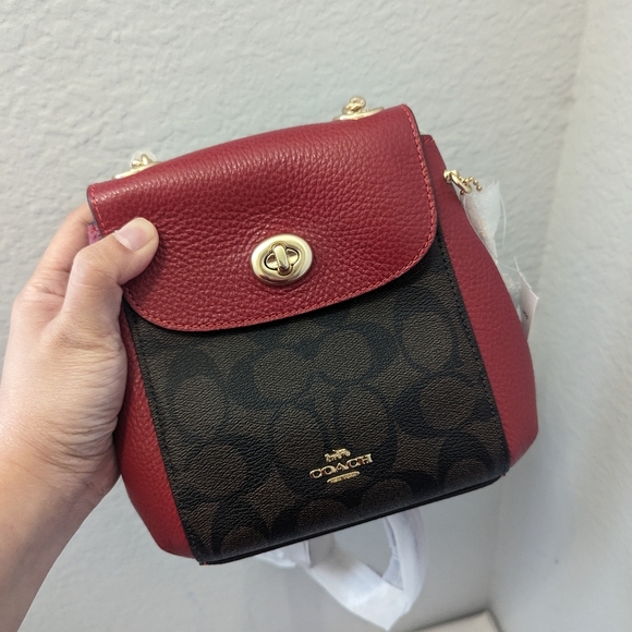 Coach | Bags | Coach Convertible Backpack Crossbody In Signature Canvas ...